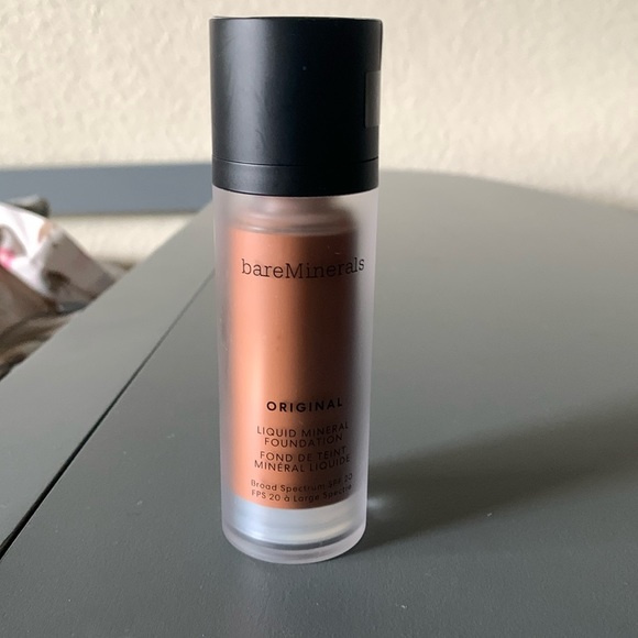 bareMinerals | Makeup | Nwt Bare Minerals Neutral Deep 29 Liquid ...